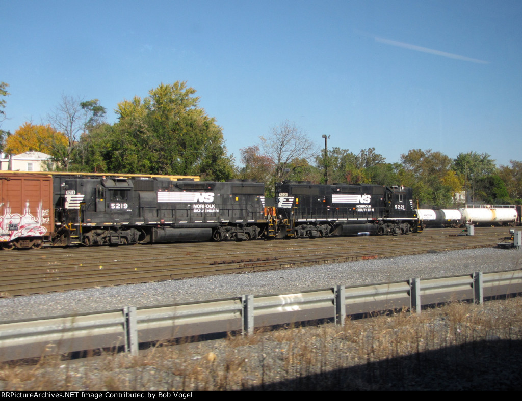 NS 5219 and 5221
